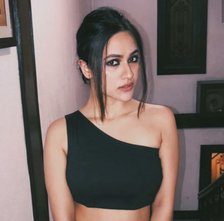 Aahna Sharma's Biography, Age, wiki, Photos, Height, Splitsvilla & More
