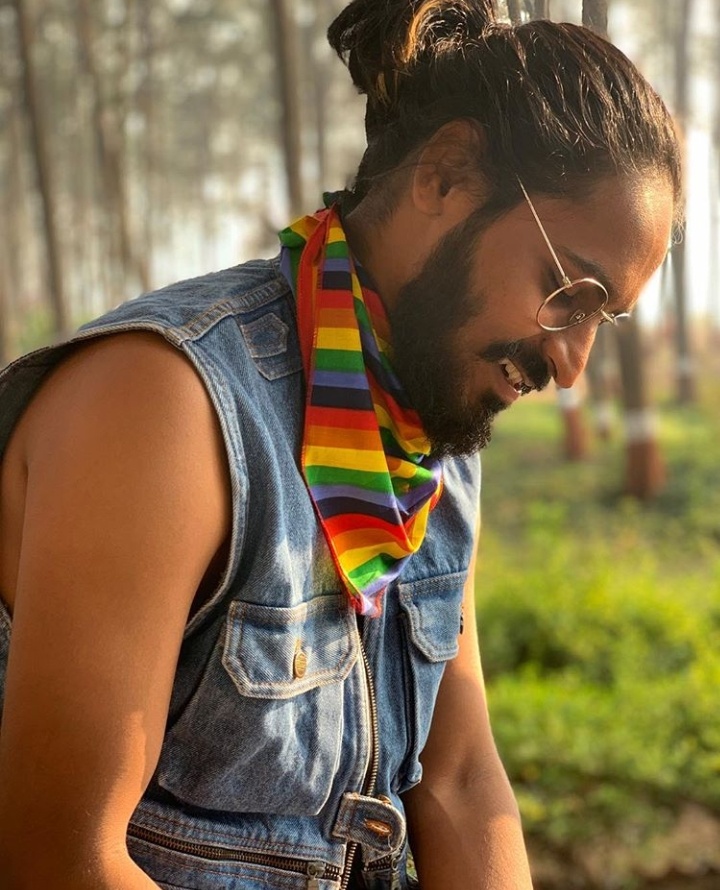 Emiway Bantai (Rapper) Age, Biography, Wiki, Height & More Emiway Bantai (Rapper) Age, Biography, Wiki, Height & More