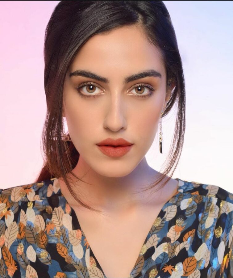 Samreen Kaur Biography, Age, Wiki, Height, Boyfriend, Photos, Details