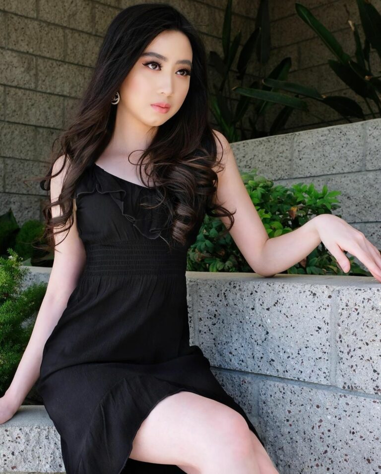 Elizabeth Nguyen Biography, Wiki, Age, Height, Bio, Details, Boyfriend ...