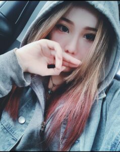 Janie Lin Biography, Age, Wiki, Height, Bio, Info, Birthday, Details