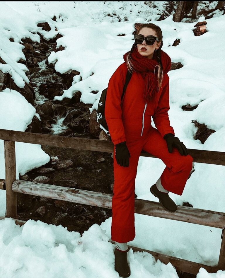 Eva Menta Bio, Wiki, Age, Biography, Height, Family, Details, Info