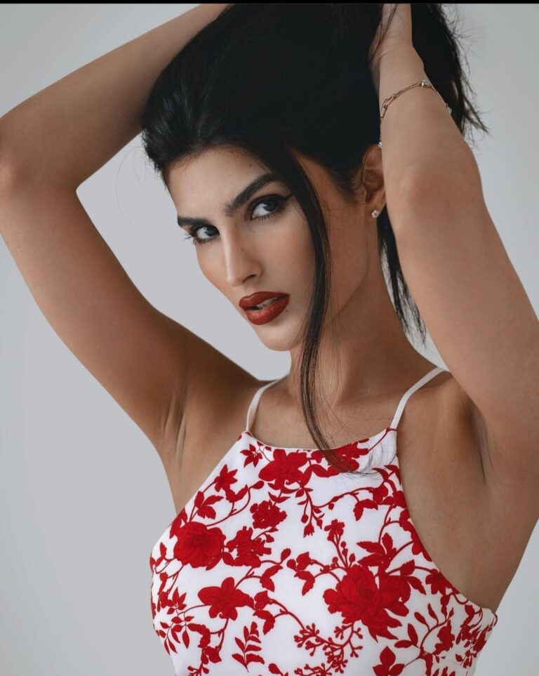 Yael Cohen Aris Bio, Wiki, Age, Height, Family, Info, Details, Birthday