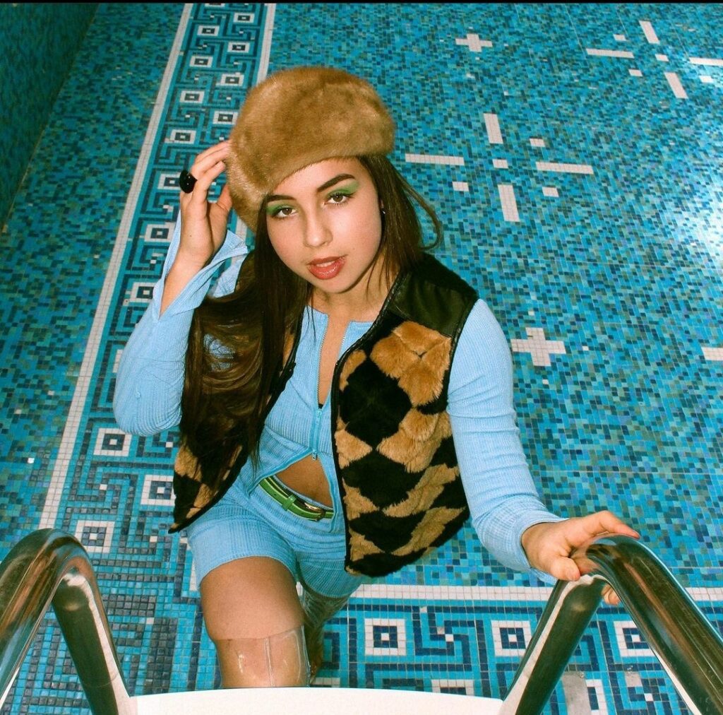 Enola Bedard (Tik-Tok), Dance, Age, Bio, Wiki, Height, Info, Details ...